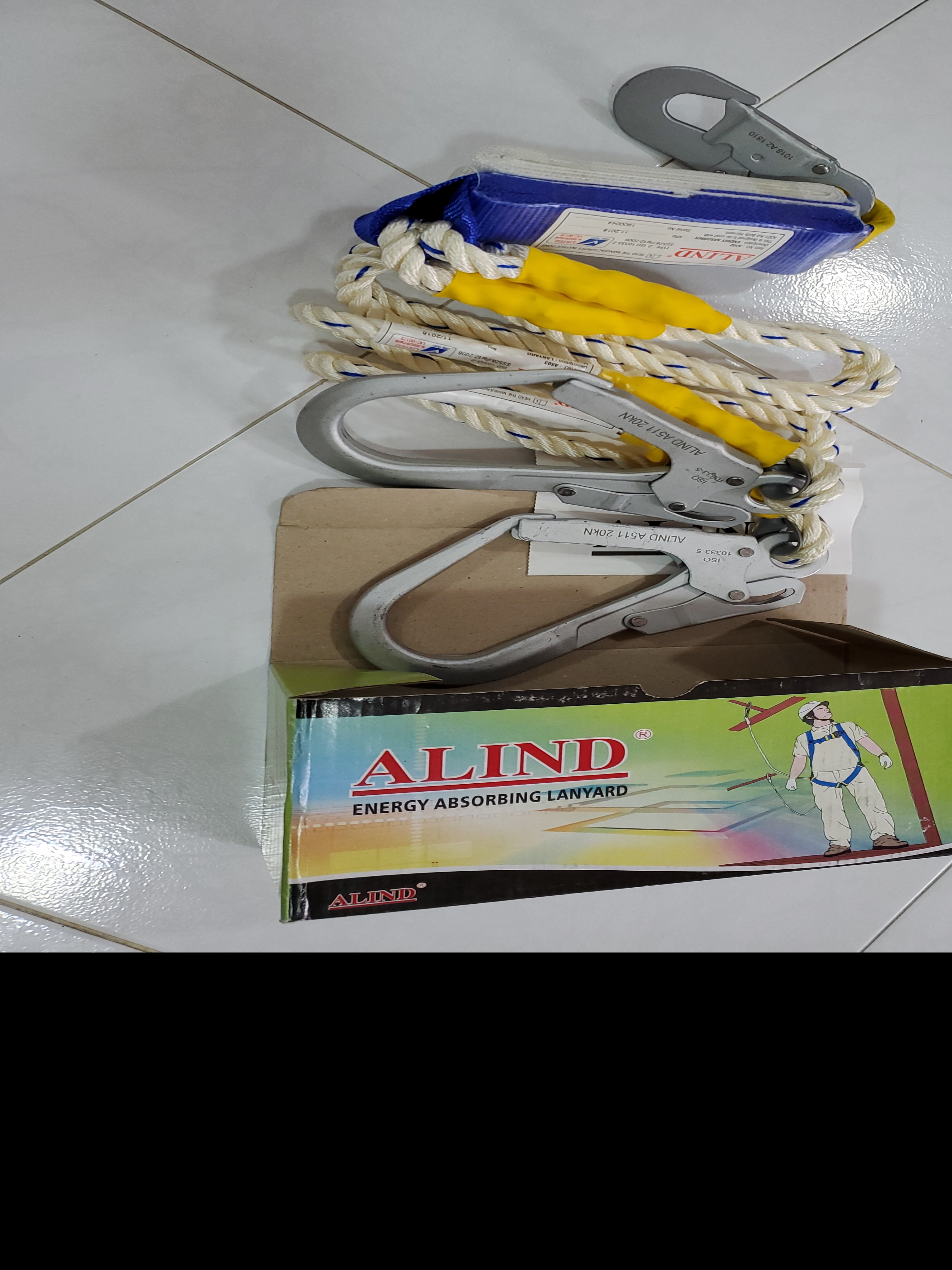 Alind Energy Absorbing Lanyard, Everything Else on Carousell