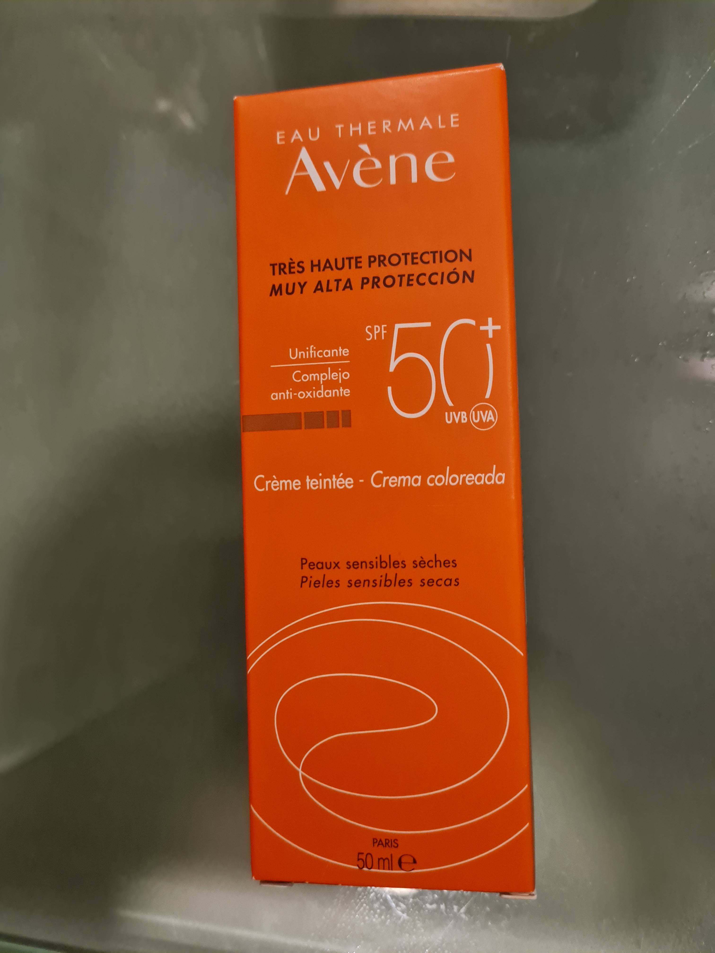 Avene very high protection tinted cream spf50+, Beauty & Personal Care ...