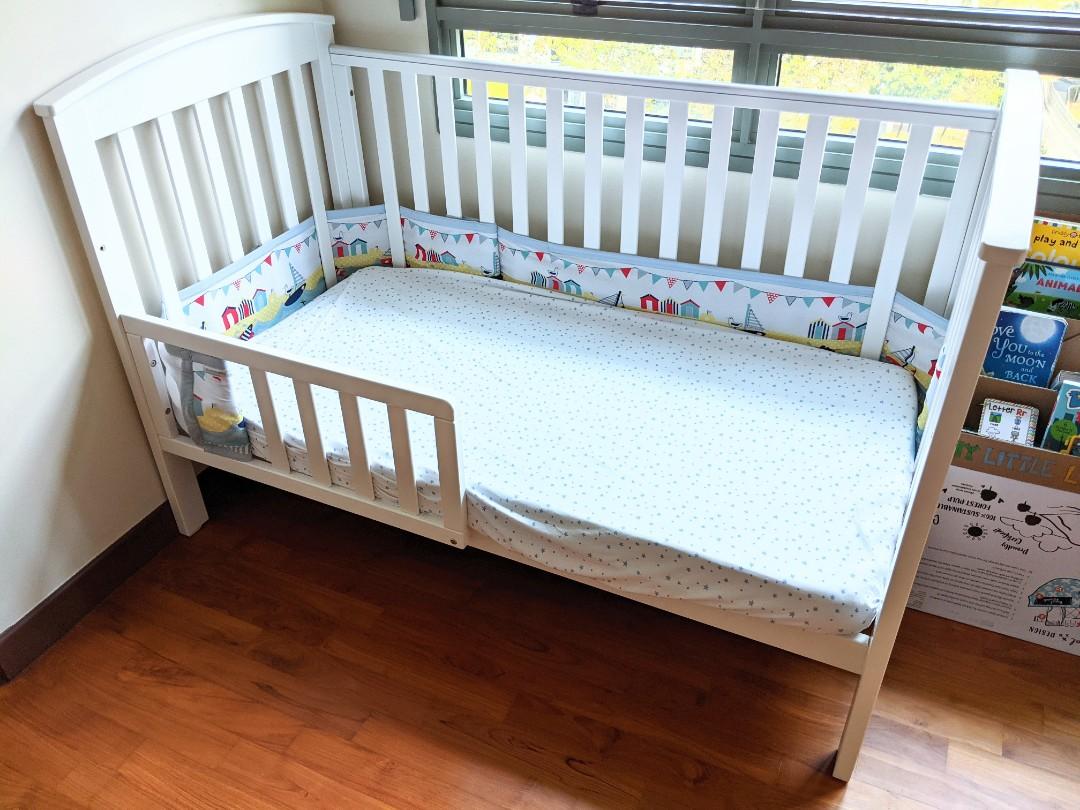Babyhood Classic Curve 4 in 1 Cot, Babies & Kids, Baby Nursery & Kids ...