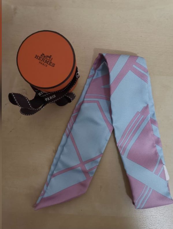 Bnib Hermes twilly - les coupes tattoo - single only, Luxury ...