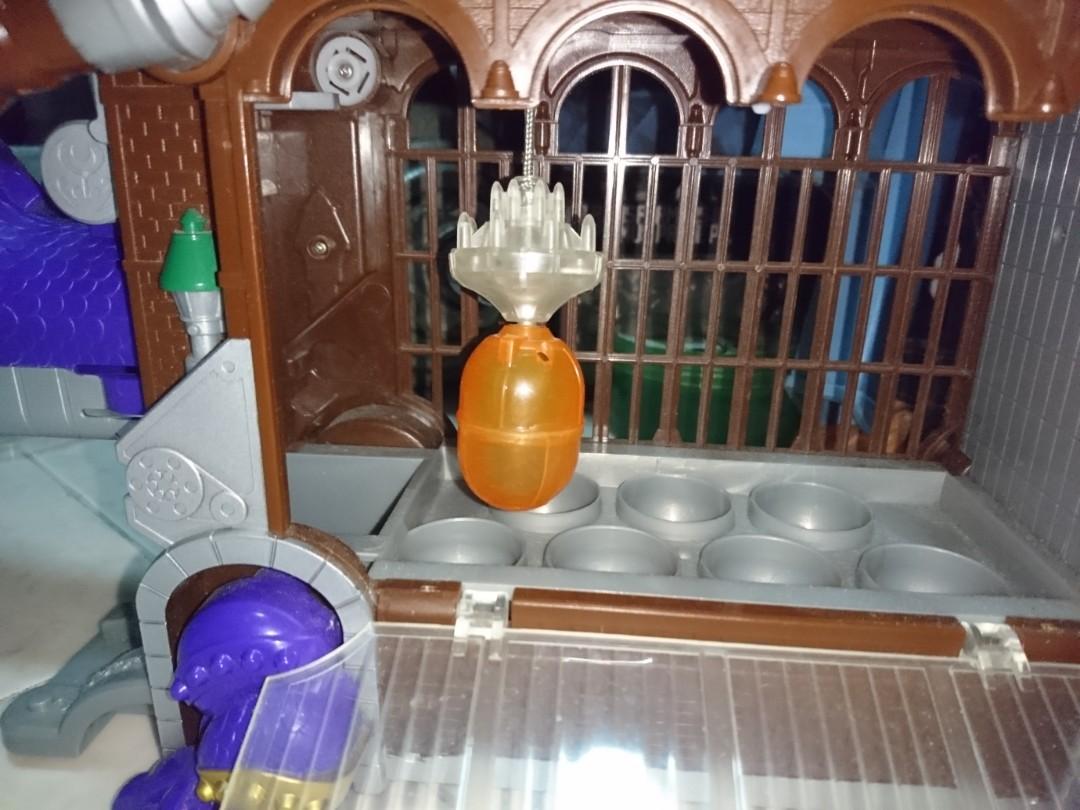 Castle Doran Kamen Rider Kiva Bandai, Hobbies & Toys, Collectibles ...