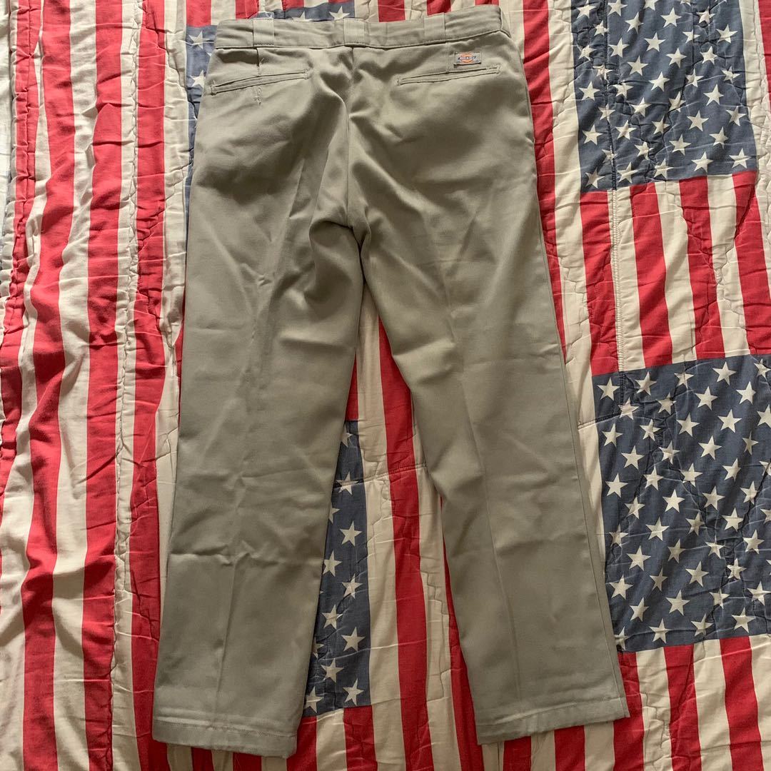 Dickies 874 Silver Jennie Blackpink, Fesyen Pria, Pakaian , Bawahan di ...