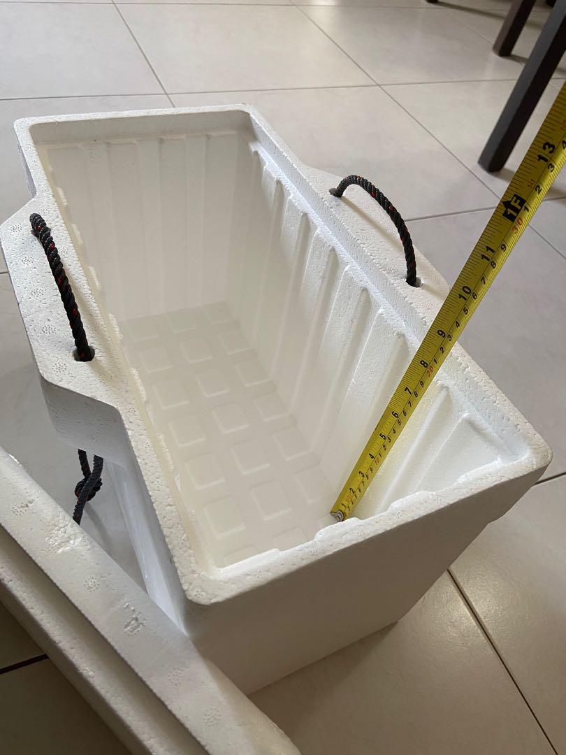 Ice Box / Styrofoam Box with handle and cover, Everything Else on Carousell