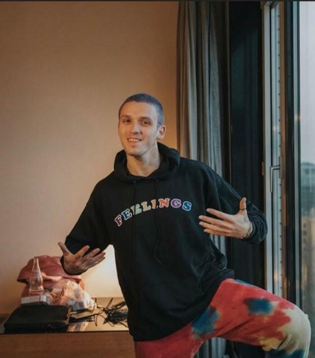 Lauv Feelings Hoodie Merch, Men's Fashion, Coats, Jackets and Outerwear on Carousell