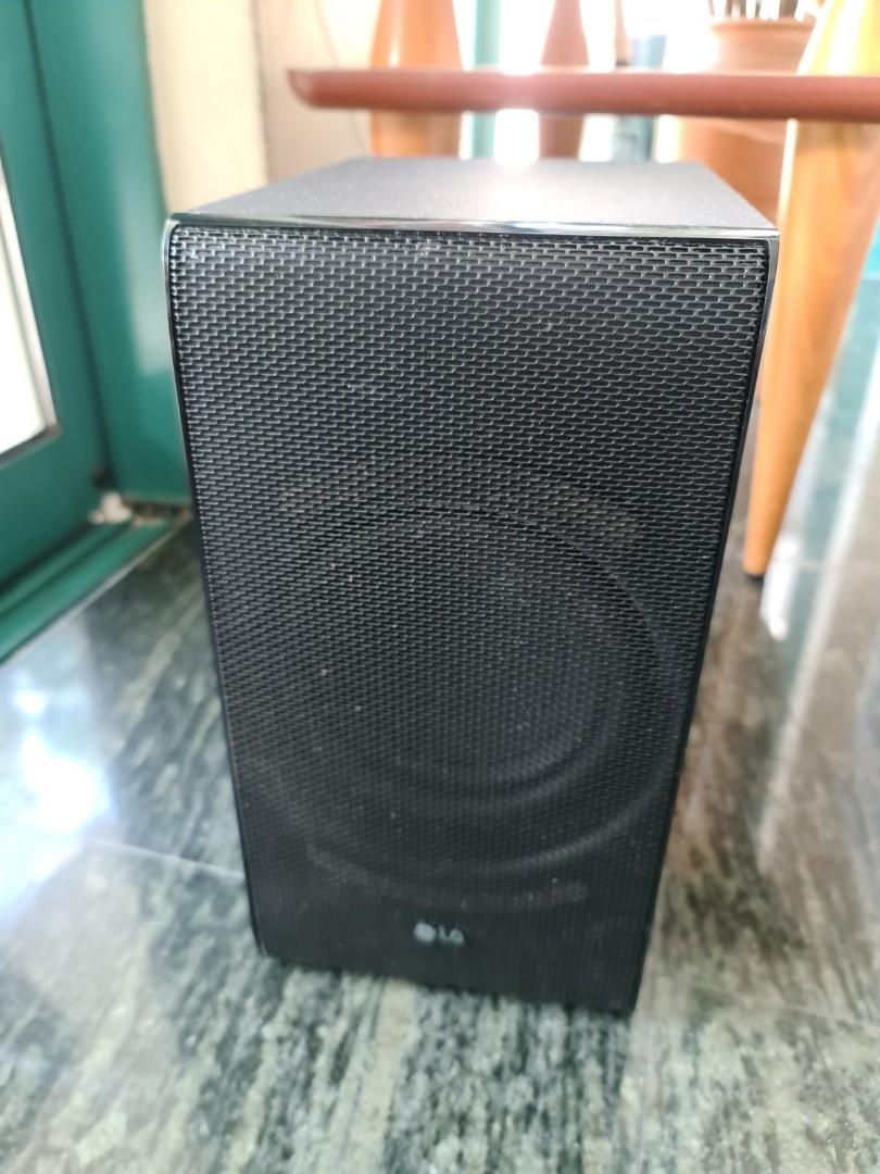 LG Sound Bar with subwoofer & remote, Audio, Soundbars, Speakers ...