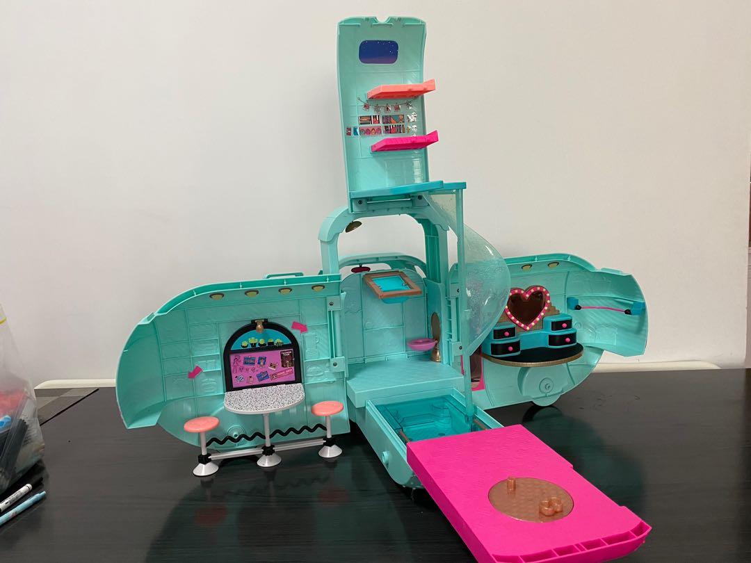 LOL Glamper Van, 興趣及遊戲, 玩具 & 遊戲類 - Carousell