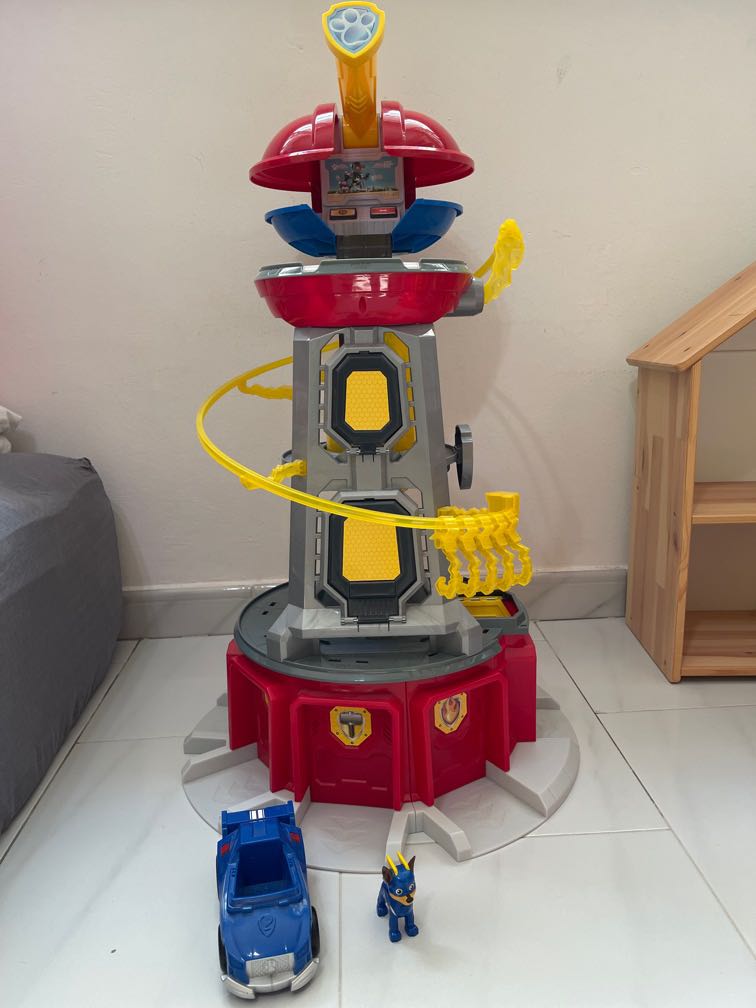 Paw Patrol mighty lookout tower, Hobbies & Toys, Toys & Games on Carousell