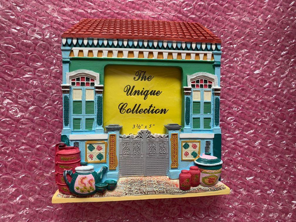 Peranakan photo frame 3.5 x 5, Hobbies & Toys, Stationery & Craft, Art & Prints on Carousell