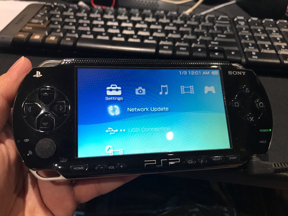 Sony Playstation PSP 1006, Video Gaming, Video Game Consoles ...