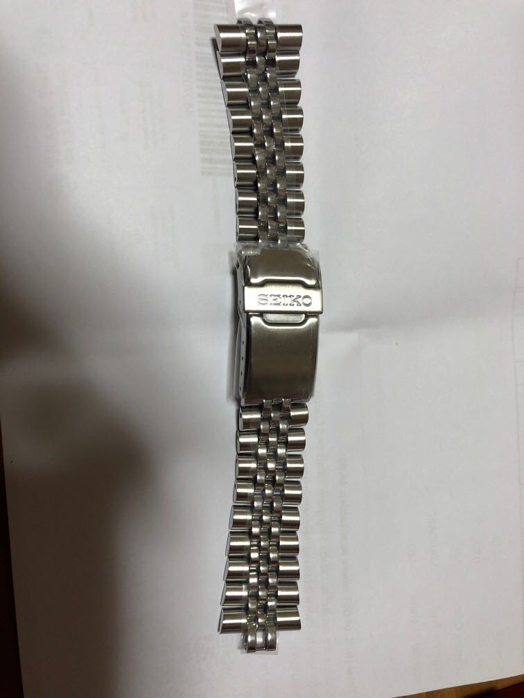 Seiko 22mm jubilee bracelet skx, Men's Fashion, Watches & Accessories ...