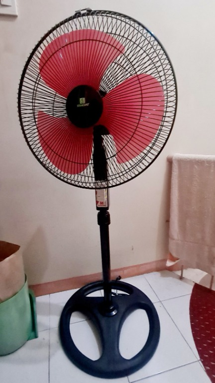 Standard Stand Fan Classic Blade 16", Furniture & Home Living, Lighting ...