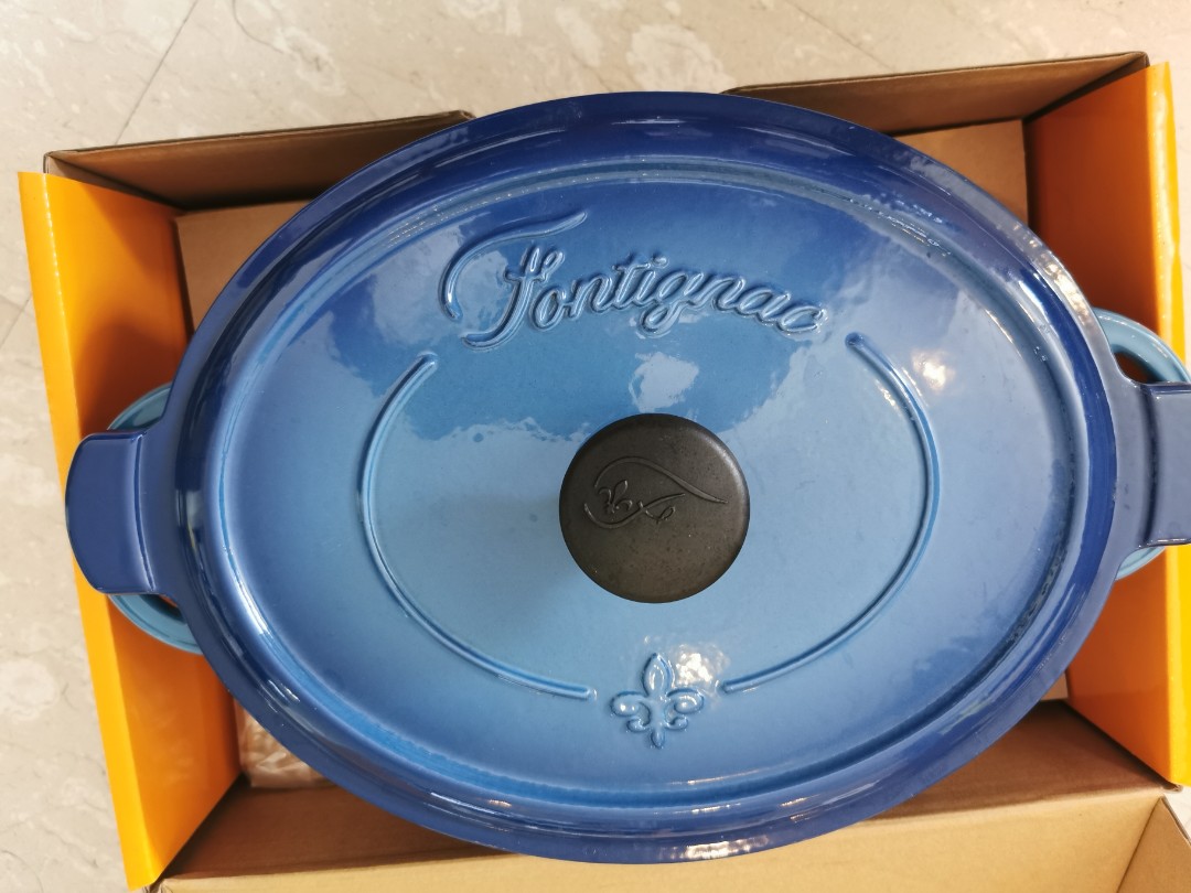 Fontignac Oval French oven, TV & Home Appliances, Kitchen Appliances ...