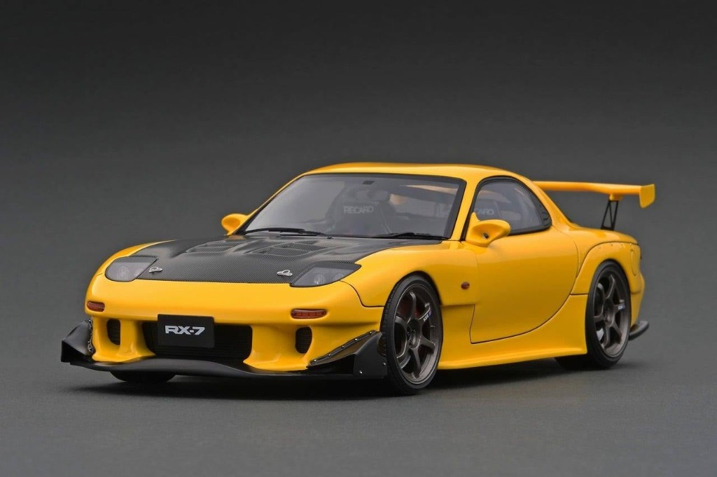 【Ignition Model】1/18 Mazda RX-7 (FD3S) Yellow, Hobbies & Toys, Toys & Games on Carousell