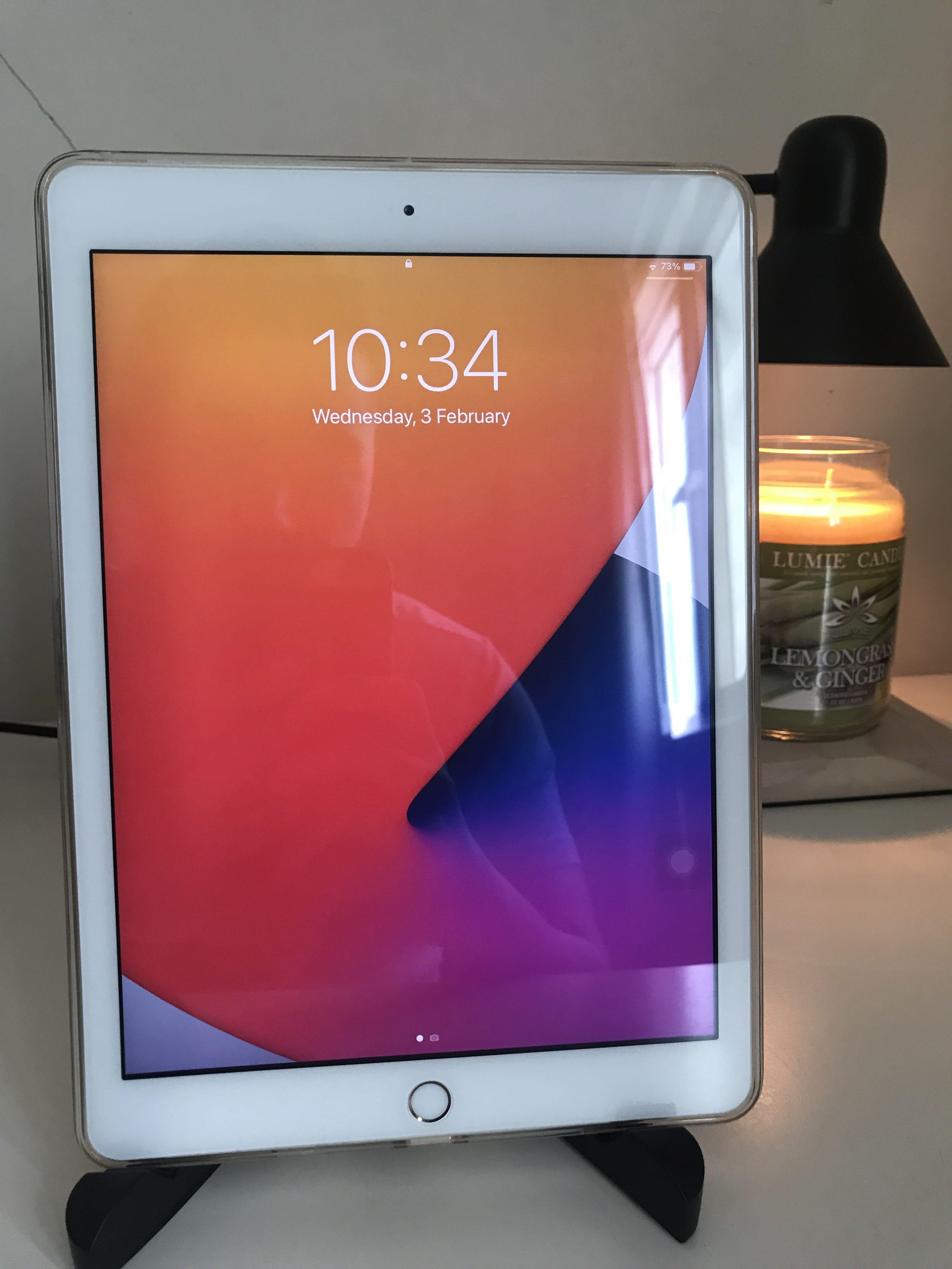 iPad 5th Gen - 128 GB -Wifi & SIM, Mobile Phones & Gadgets, Tablets ...