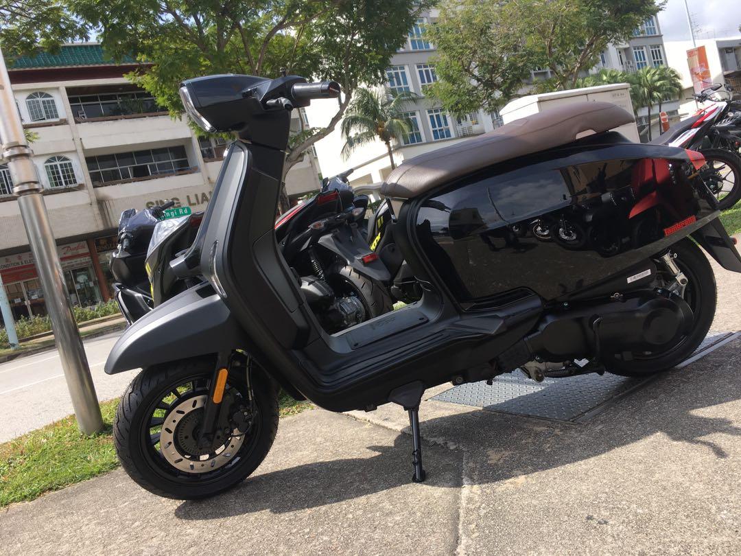 Lambretta V200 (Matt Black), Motorcycles, Motorcycles for Sale, Class ...