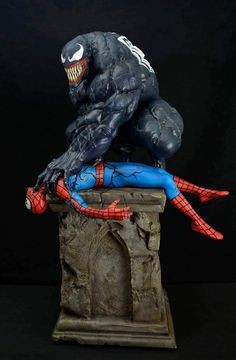 Custom Venom Vs Spiderman Statue 1/4 scale ATF, 玩具 & 遊戲類, 玩具 - Carousell