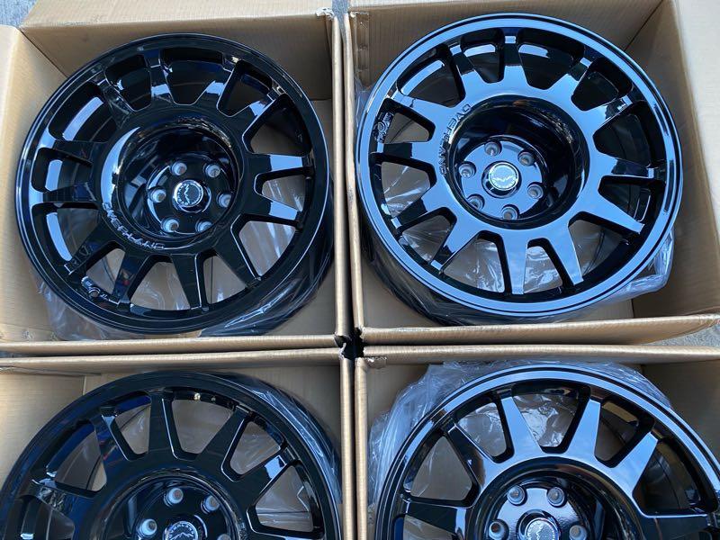 17" Overland Renegade Mags for navara/terra 6Holes pcd 114 Black, Car ...