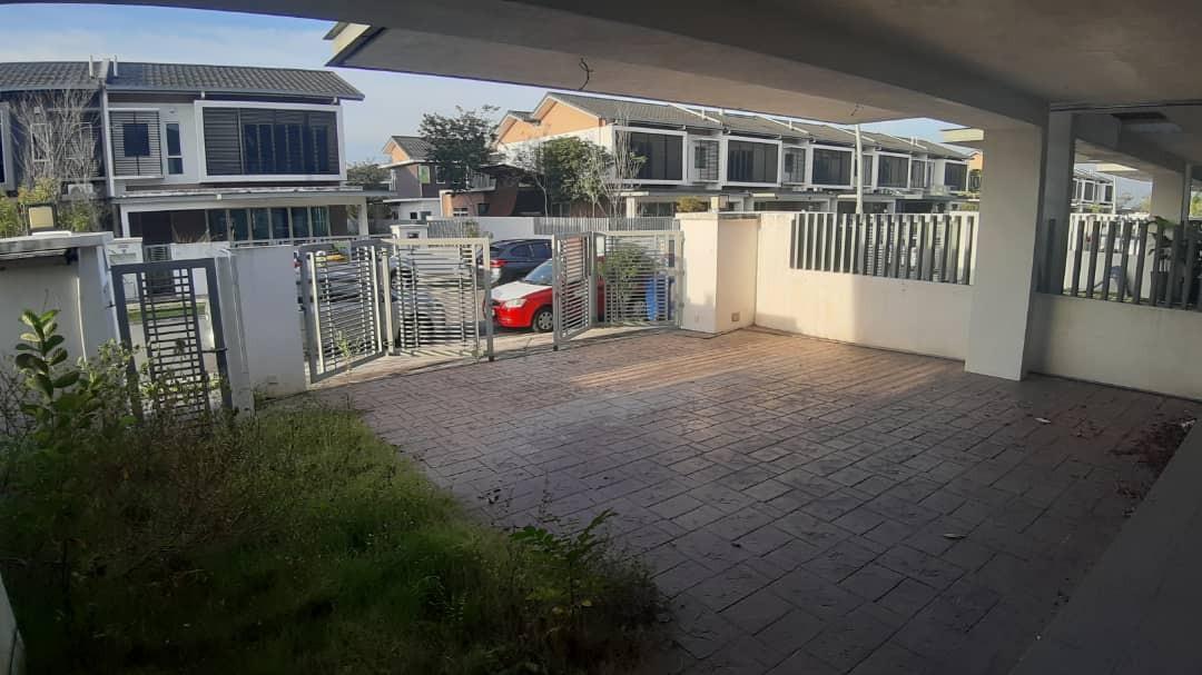 Freehold Hyperlink Crista Elmina East Garden Denai Alam Shah Alam ...
