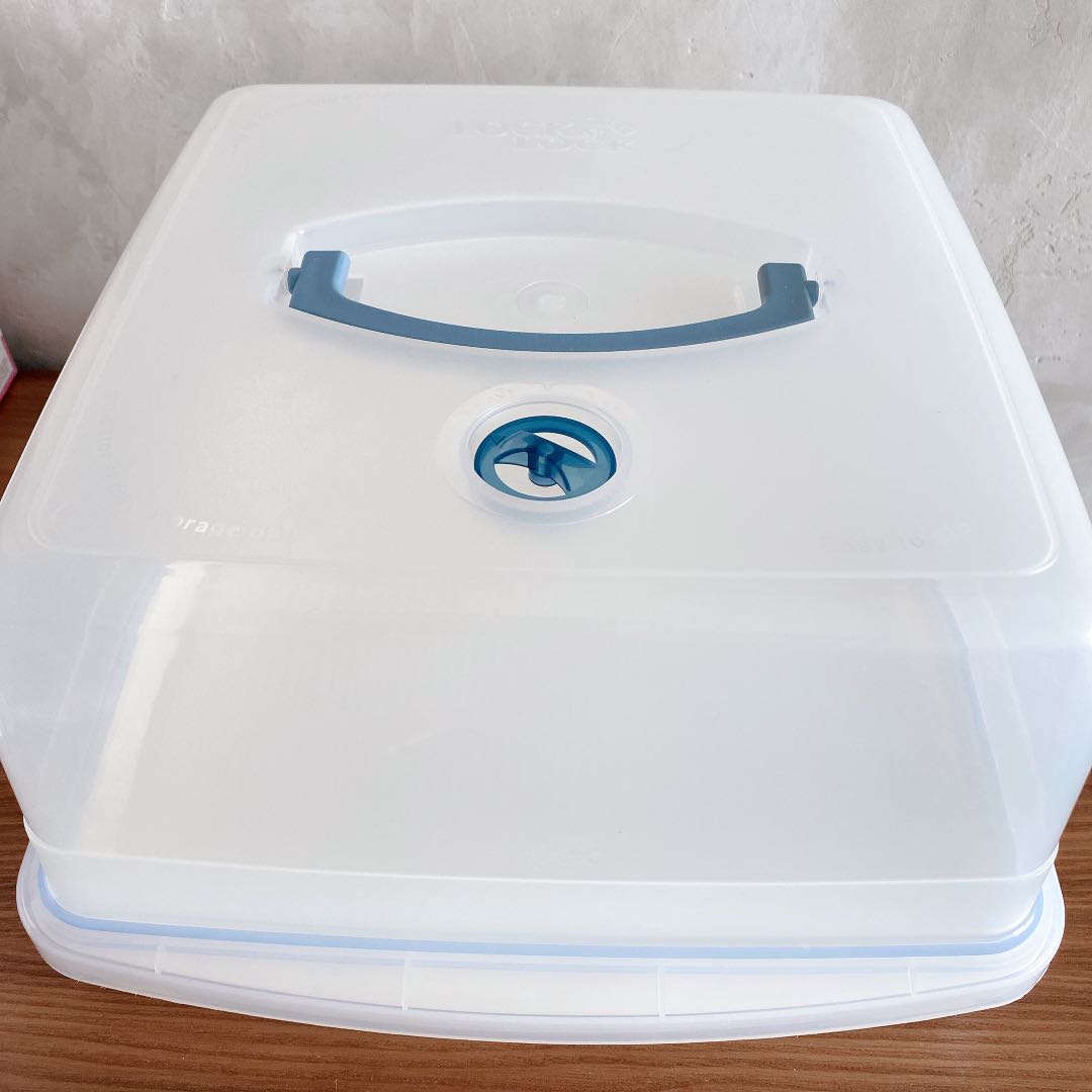 Lock & Lock Storage Cake Box, Furniture & Home Living, Kitchenware ...