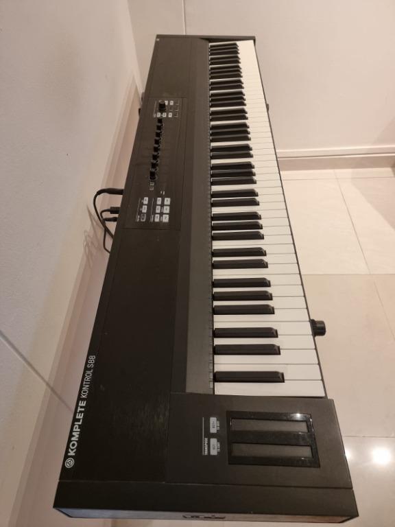 Native Instruments Komplete Kontrol S88 MK1 MIDI Controller Keyboard ...