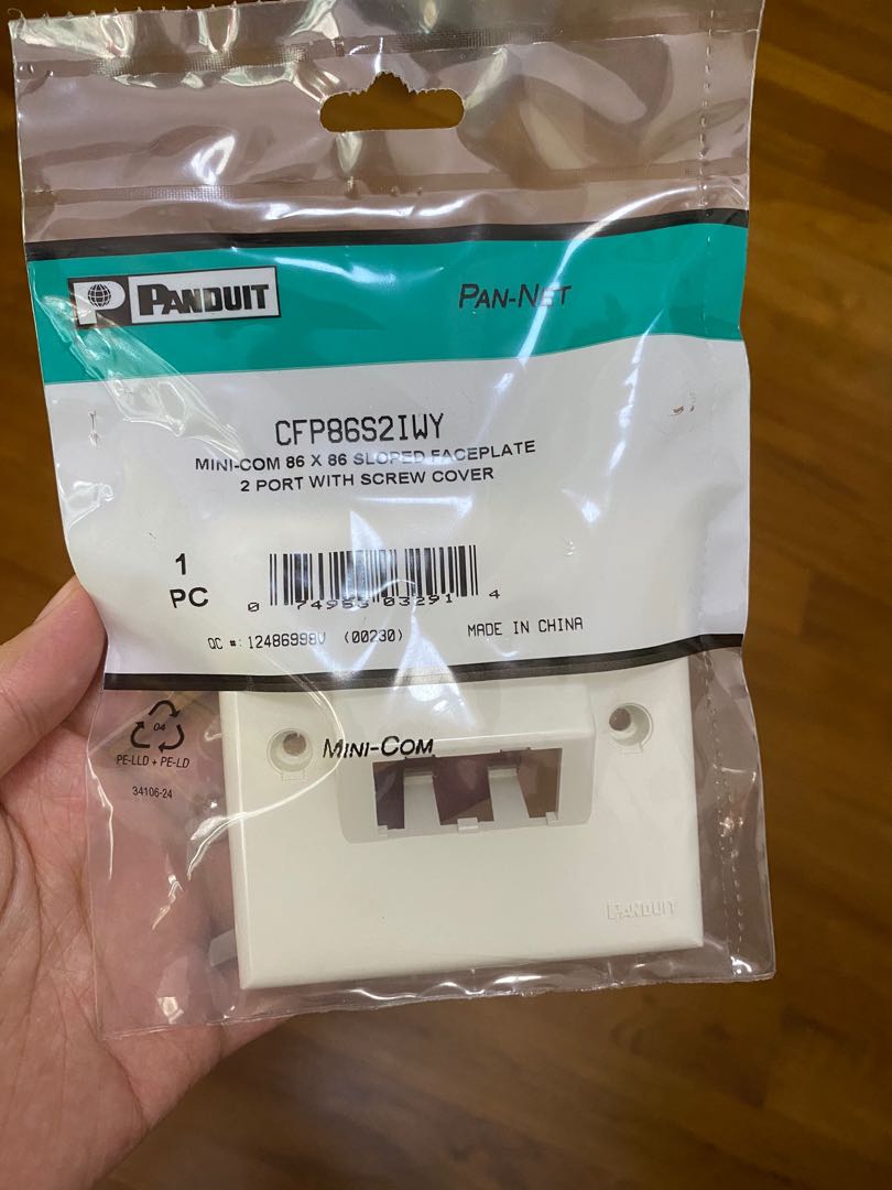 Panduit 2 ports with screw cover, Everything Else on Carousell