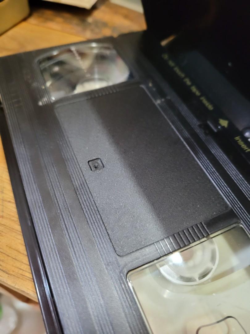 (VHS) Trapped in Space, Hobbies & Toys, Music & Media, CDs & DVDs on ...