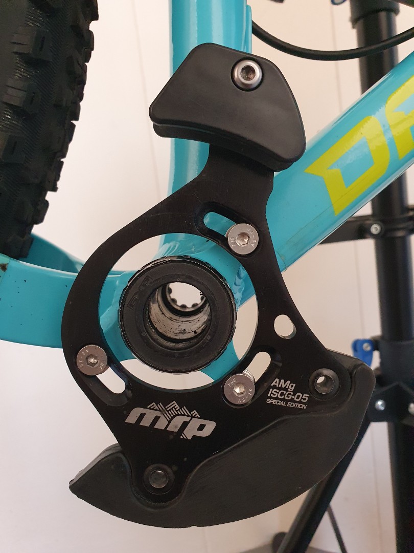 Chainguide bashguard MRP AMg ISCG-05, Sports Equipment, Bicycles ...