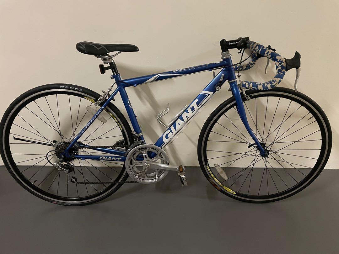 Giant classic road bike 700c, Sports Equipment, Bicycles & Parts ...