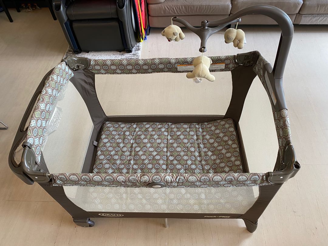 Graco Pack n Play Playpen Cot, Babies & Kids, Baby Nursery & Kids ...
