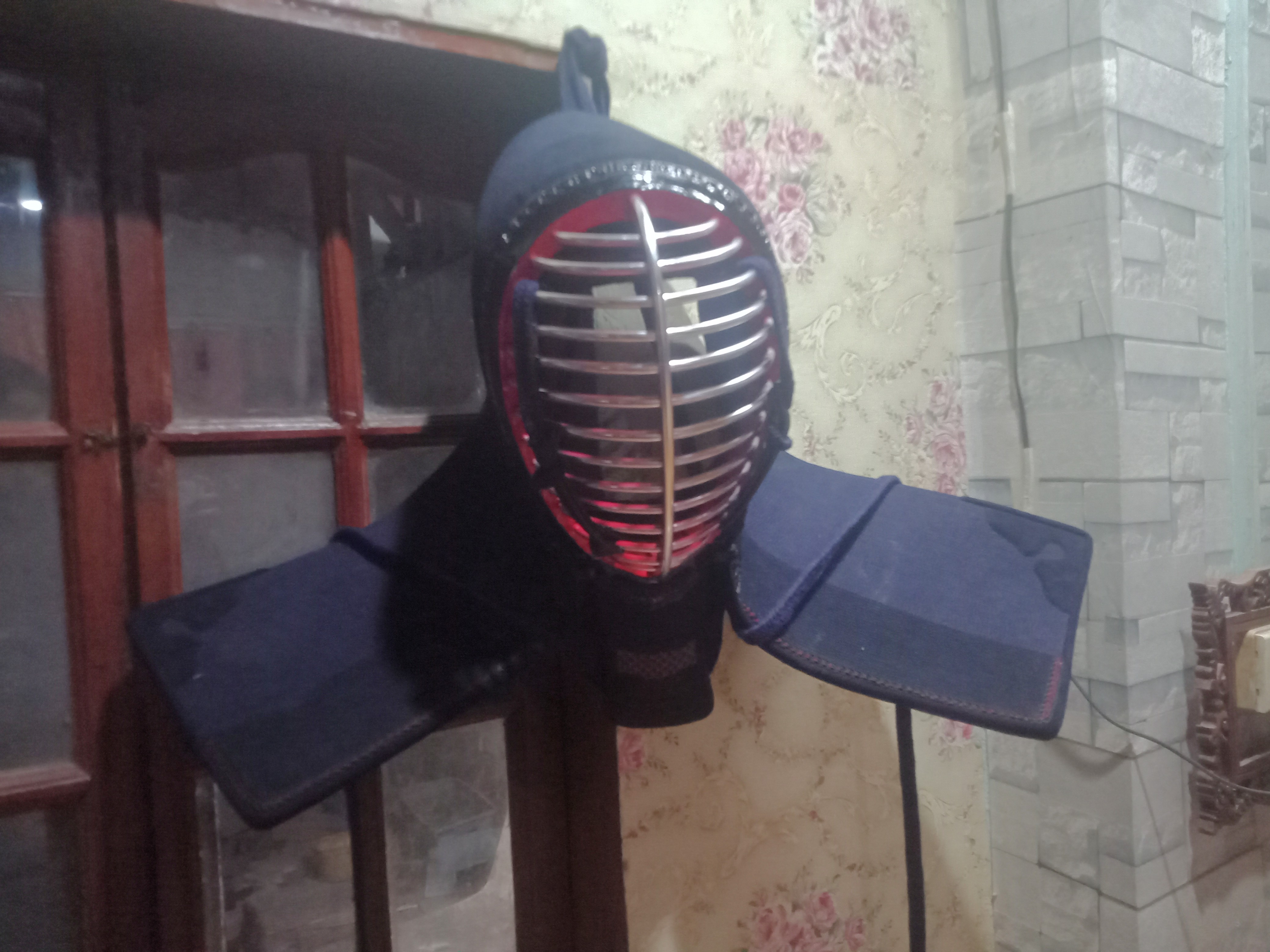 Japanese Fencing Kendo Mask, Hobbies & Toys, Memorabilia & Collectibles ...
