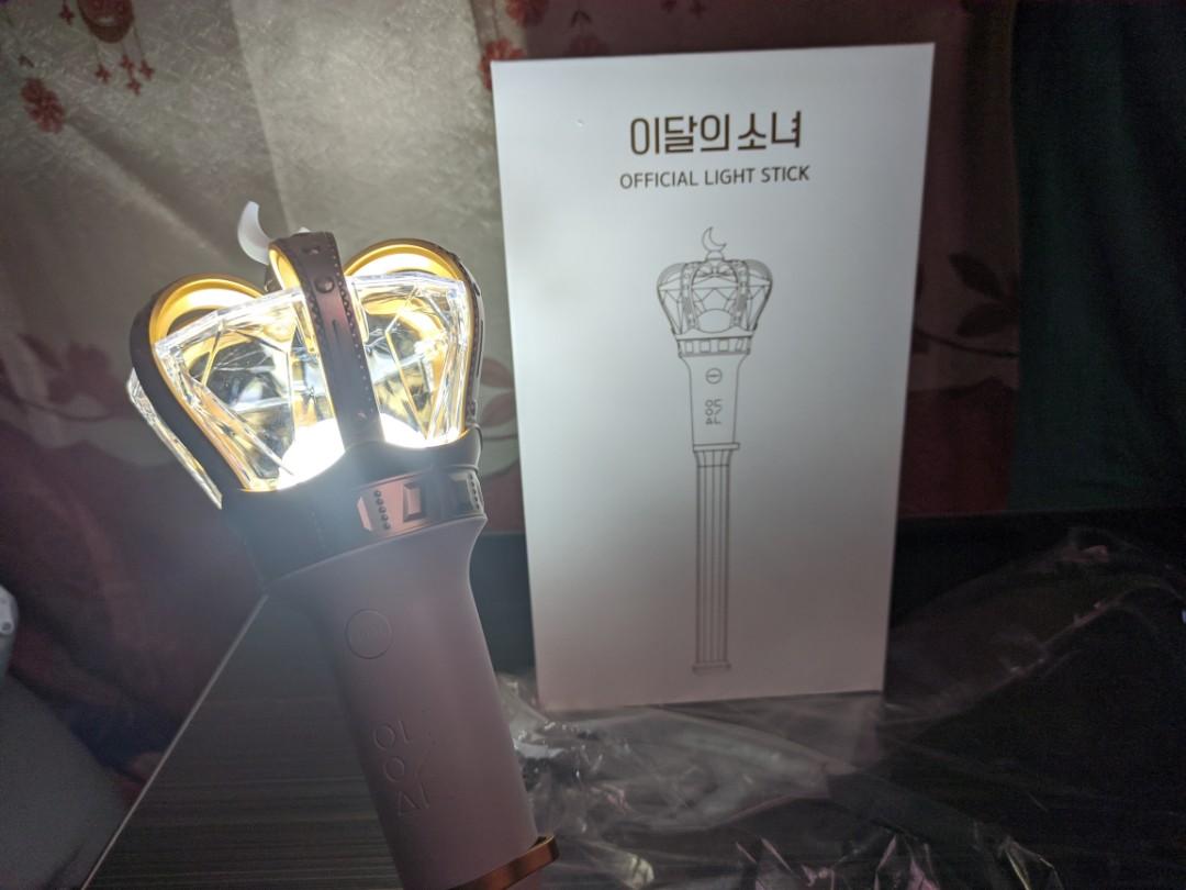 LOONA OFFICIAL LIGHTSTICK, Hobbies & Toys, Memorabilia & Collectibles ...