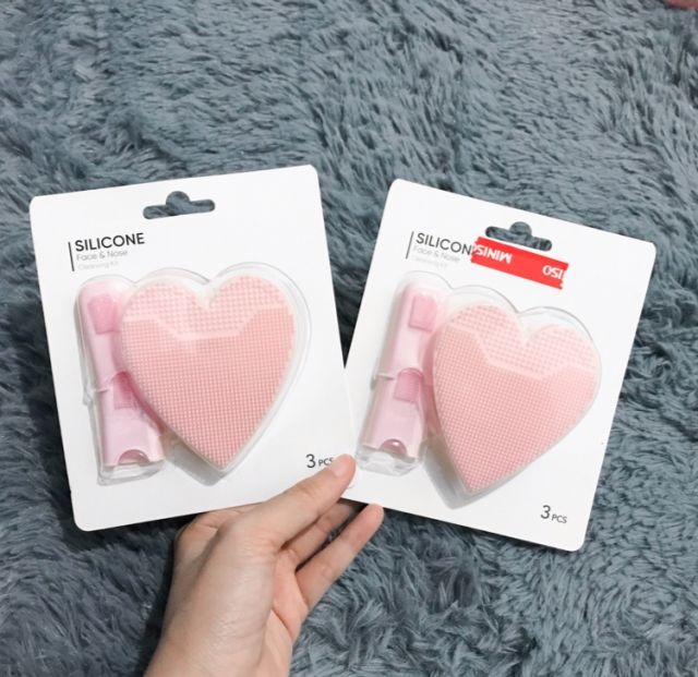 Miniso Silicone Face and Nose Cleansing Kit, Beauty & Personal Care ...