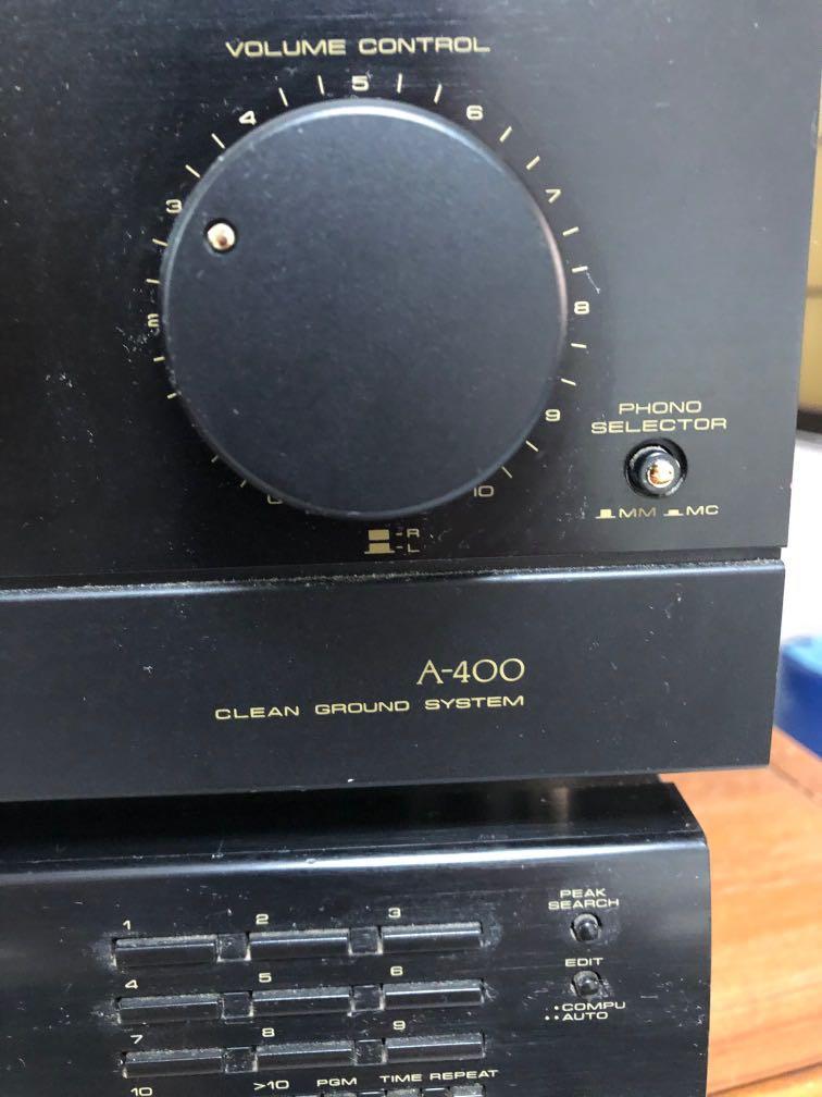 Pioneer A400 Amplifier with 2 speakers, speaker stand and CD player ...
