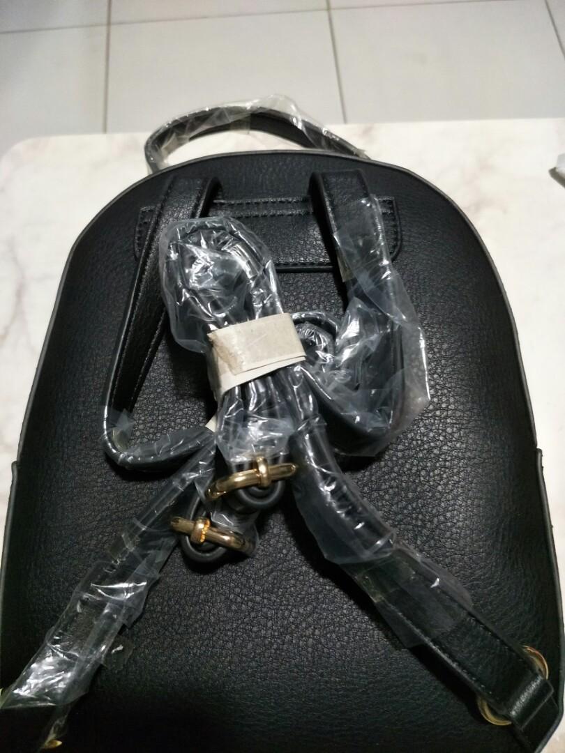 Keddo leather backpack, Women's Fashion, Bags & Wallets, Backpacks on ...