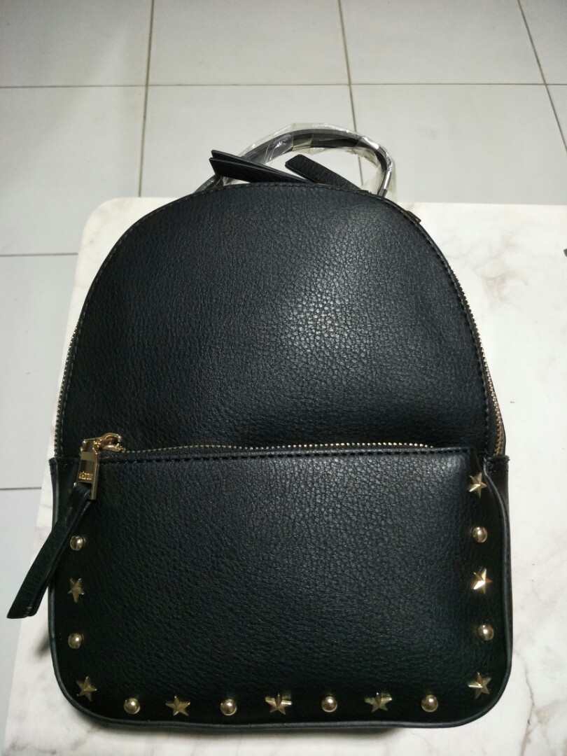 Keddo leather backpack, Women's Fashion, Bags & Wallets, Backpacks on ...