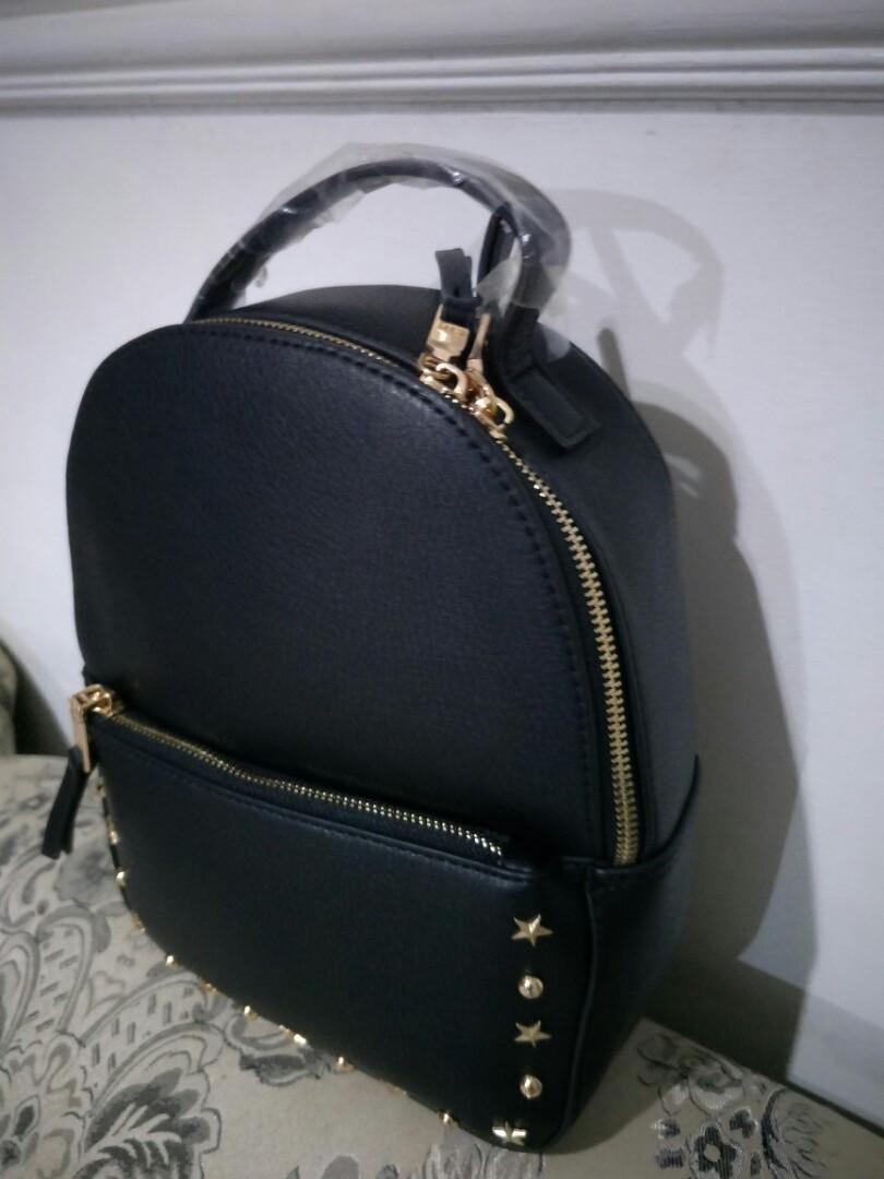 Keddo leather backpack, Women's Fashion, Bags & Wallets, Backpacks on ...