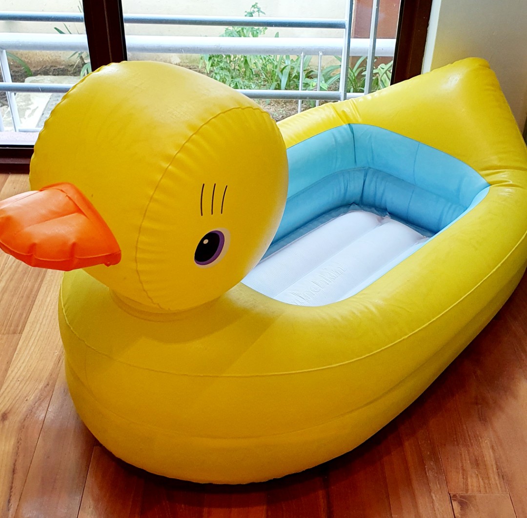 Munchkin Inflatable Duck Bath Tub, Babies & Kids, Infant Playtime on ...
