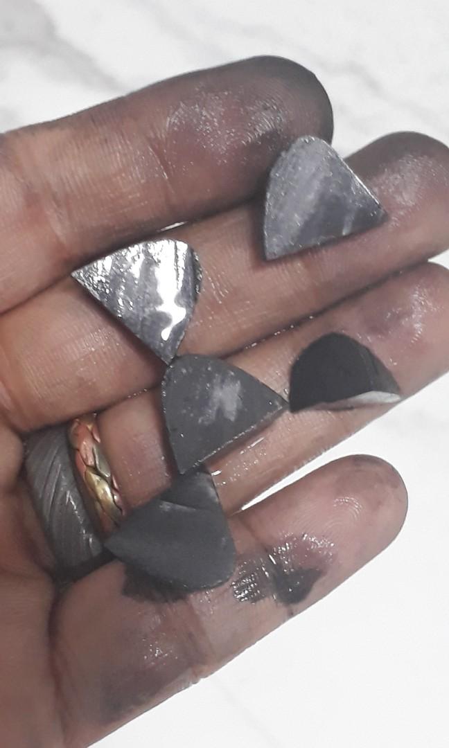 Permata batu besi tahi bintang (batu besi dari langit)(stony iron ...