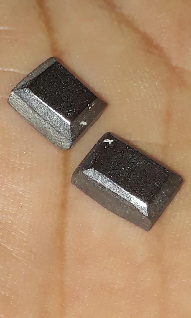 Permata batu besi tahi bintang (batu besi dari langit)(stony iron ...