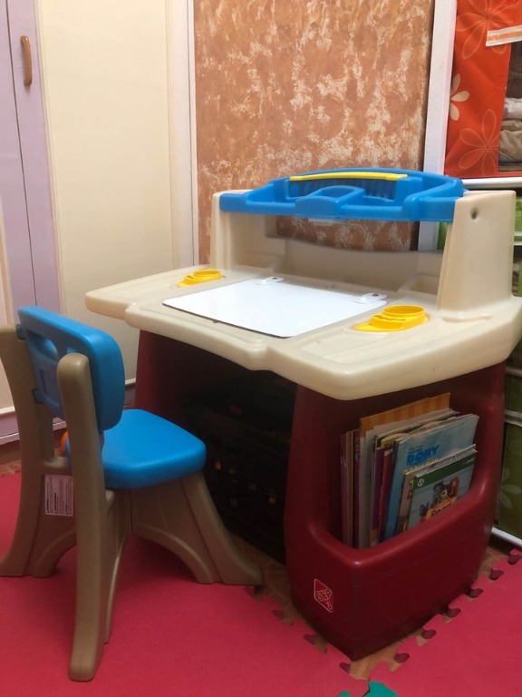 Step2 Deluxe Art Master Kids Desk (Study Table), Babies & Kids, Baby ...