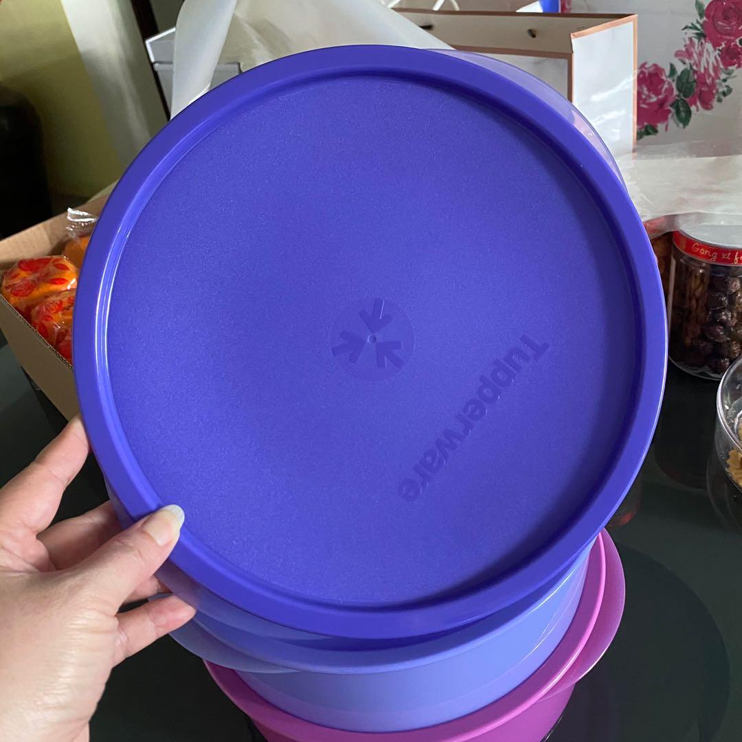 Tupperware Container, Home Appliances, Kitchenware on Carousell