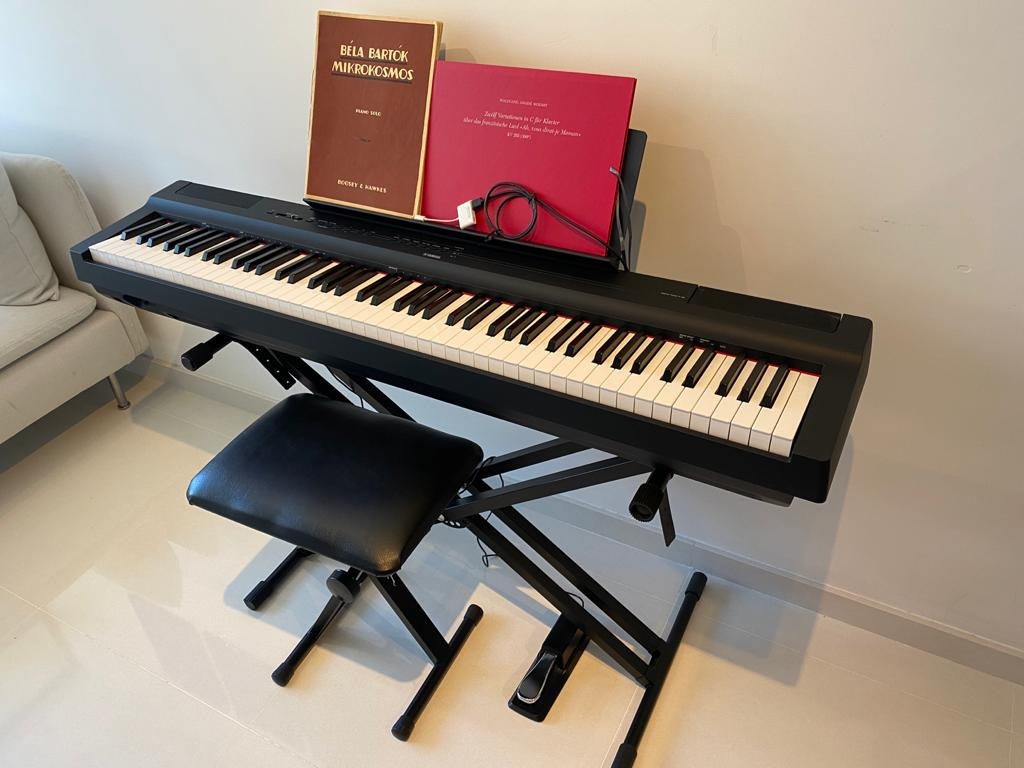 Yamaha P125 with accessories, Music & Media, Music Instruments on Carousell