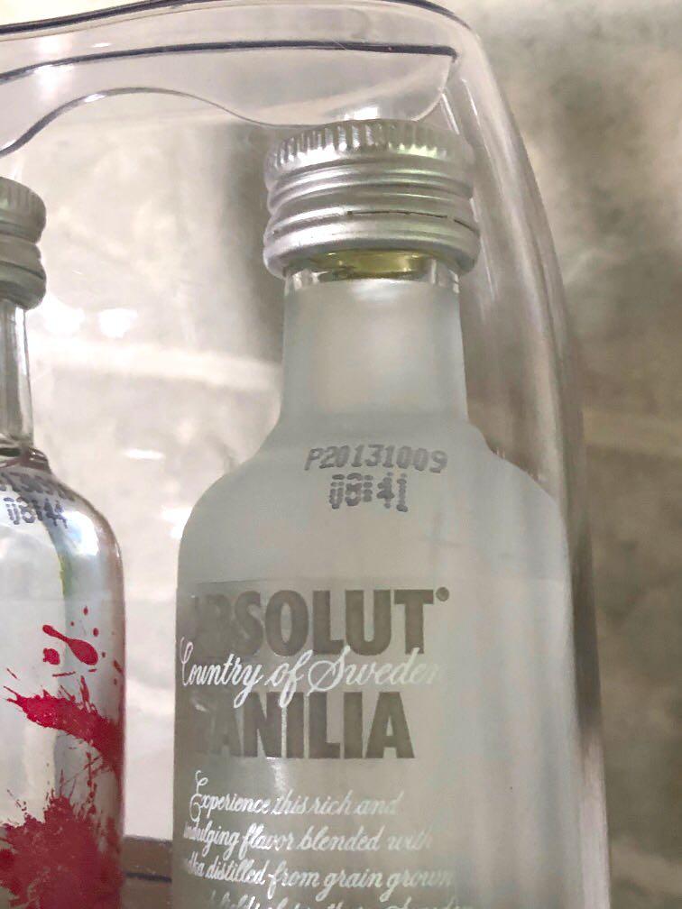 Mini Absolut Vodka (5 mini bottles), Food & Drinks, Alcoholic Beverages ...