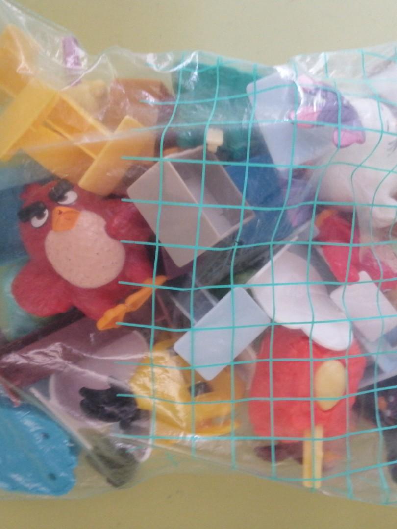 Angry bird set, Hobbies & Toys, Collectibles & Memorabilia, Fan ...