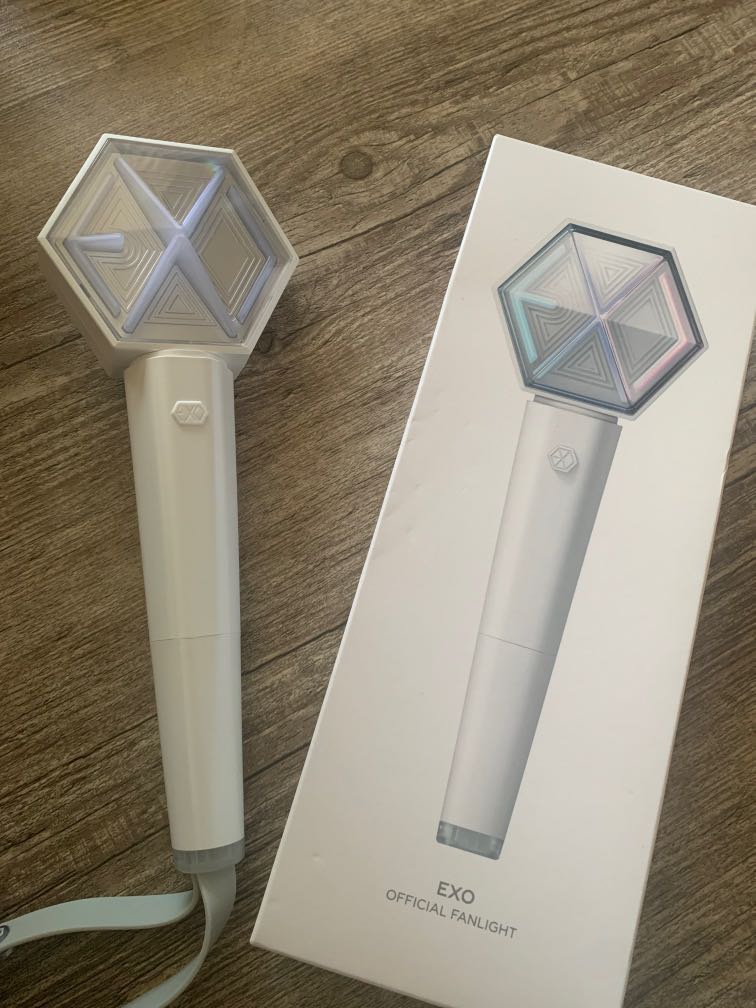 EXO Official Lightstick Version 3, Hobbies & Toys, Memorabilia ...