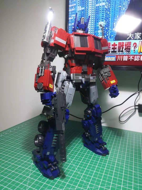 Lepin / 66 Bricks Optimus Prime Bumblebee Soundwave, Hobbies & Toys ...