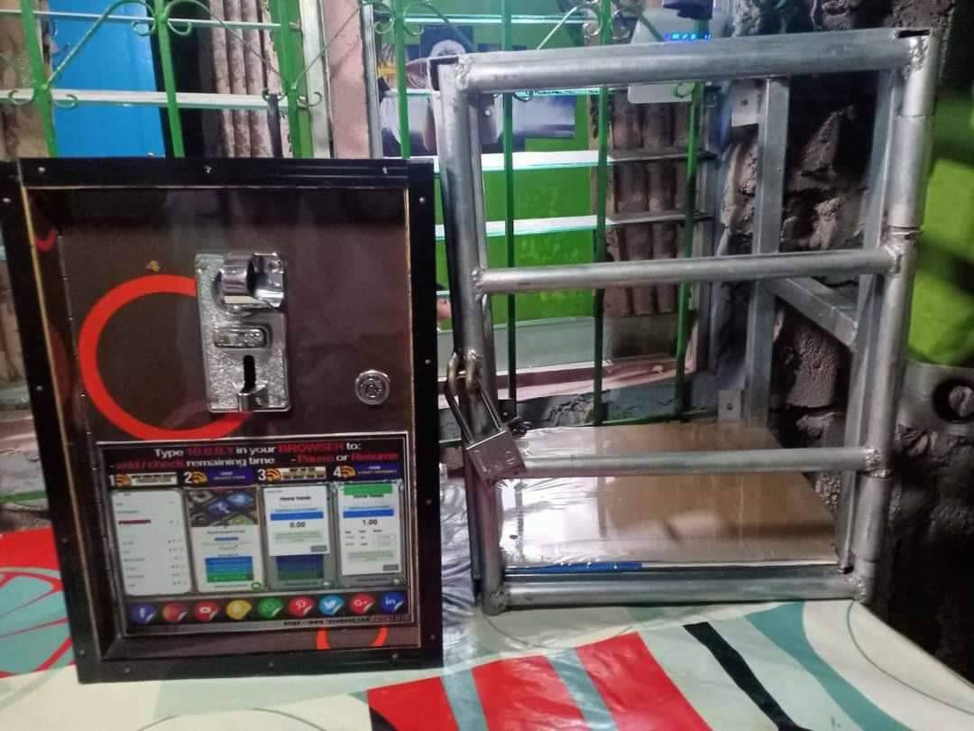 Piso Wifi Vendo Machine Set, Furniture & Home Living, Cleaning ...