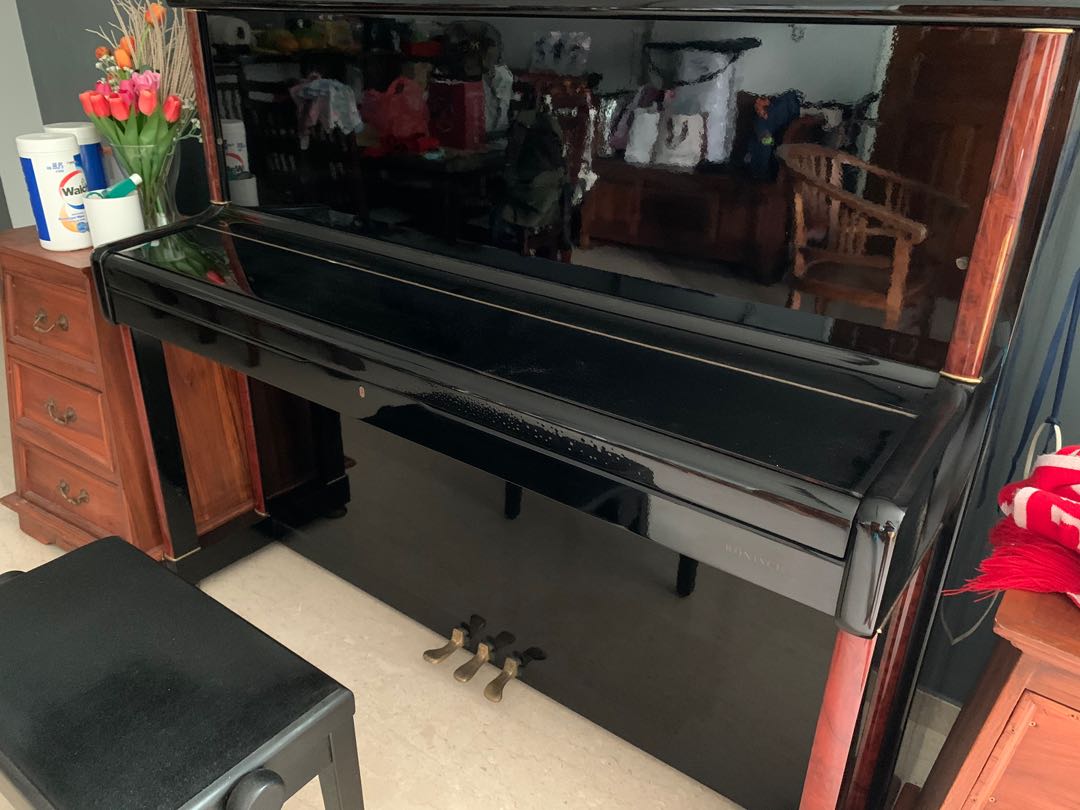 Ronisch Piano, Hobbies & Toys, Music & Media, Musical Instruments on ...