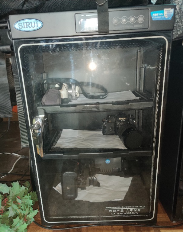 Sirui HC-70 Electronic Humidity Control Dry Cabinet, Photography ...