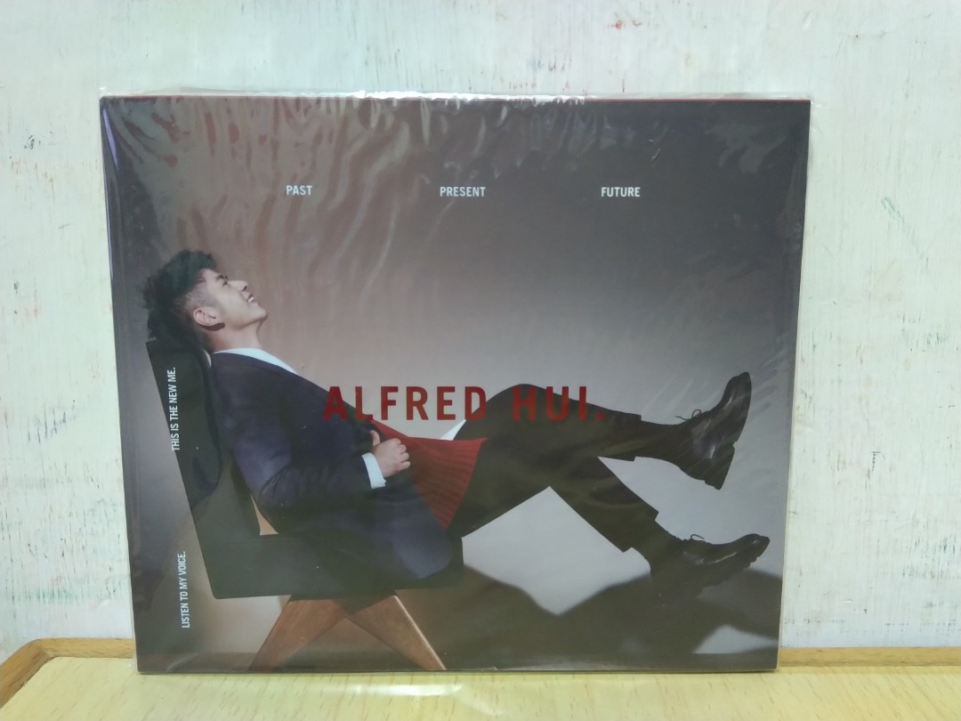 許廷鏗 Alfred Hui 2018年 同名專輯 一句話 停半分鐘聽一闋歌 華納唱片 CD, 興趣及遊戲, 音樂、樂器 & 配件, 音樂與 ...